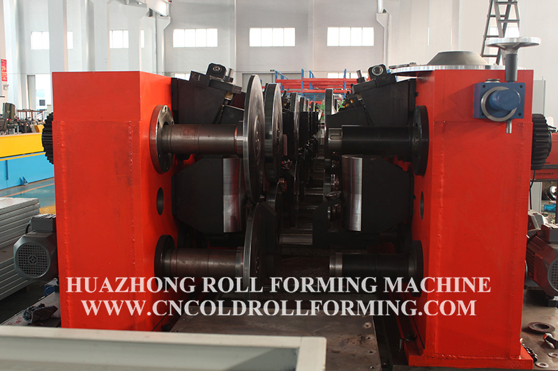 UCZ PROFILE ROLL FORMING MACHINE（AUTOMATICALLY ADJUST WIDTH AND HEIGHT ...